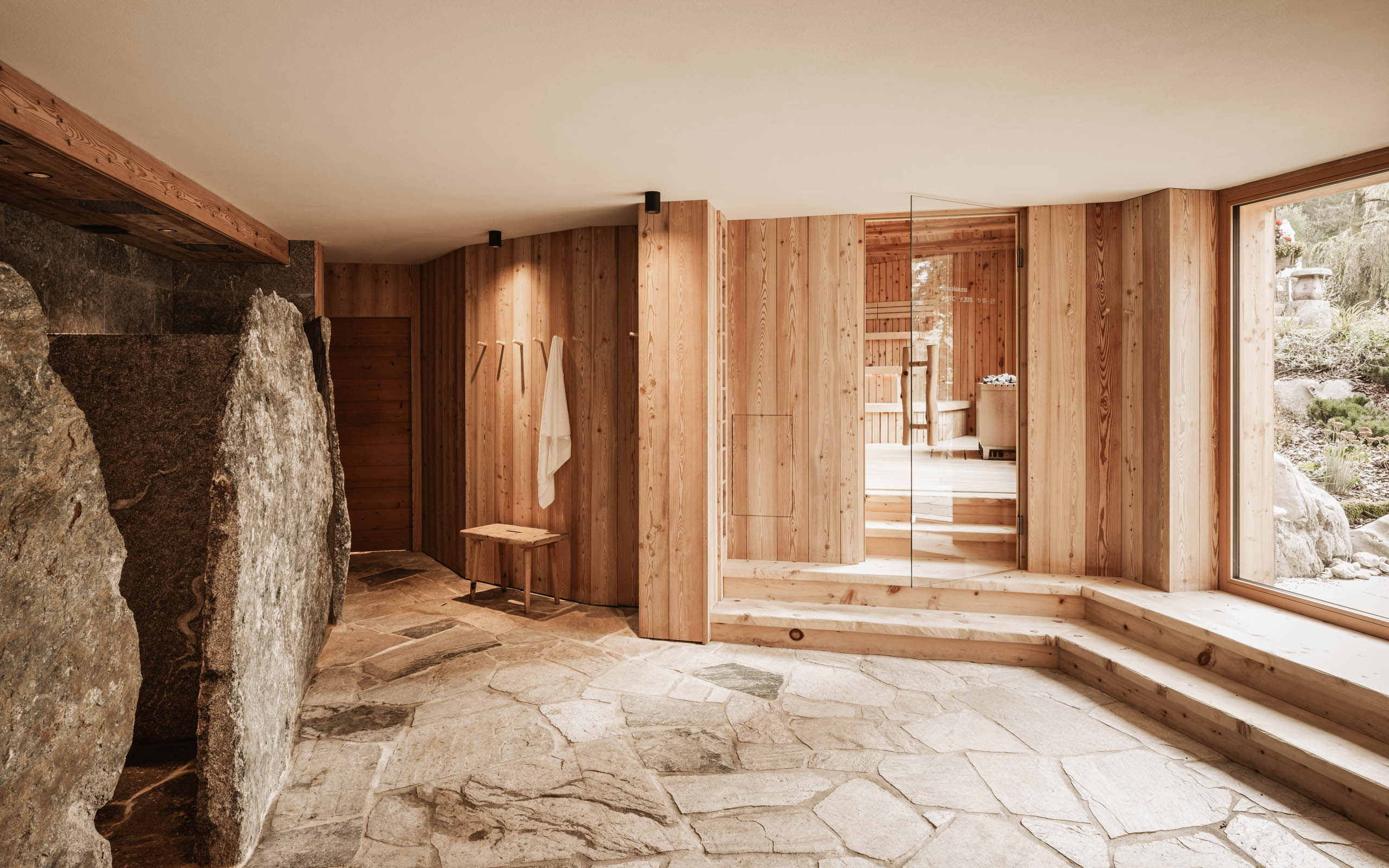 How to Make Your Sauna Experience in South Tyrol Particularly Effective